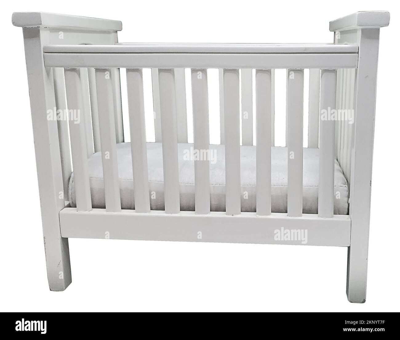 A whie wooden baby crib Stock Photo - Alamy
