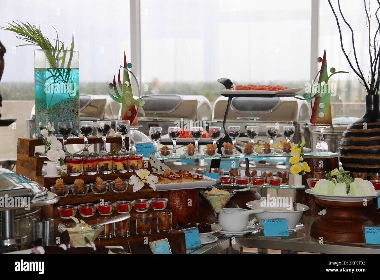 Food photography, Hotel arraignments Stock Photo - Alamy