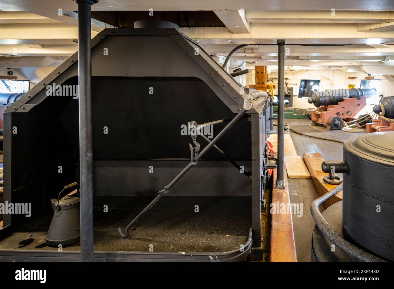 Iron and fire hi-res stock photography and images - Alamy