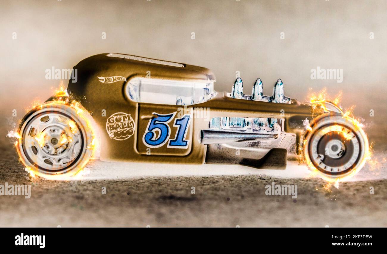 Retro pop art on burning hi-res stock photography and images - Alamy