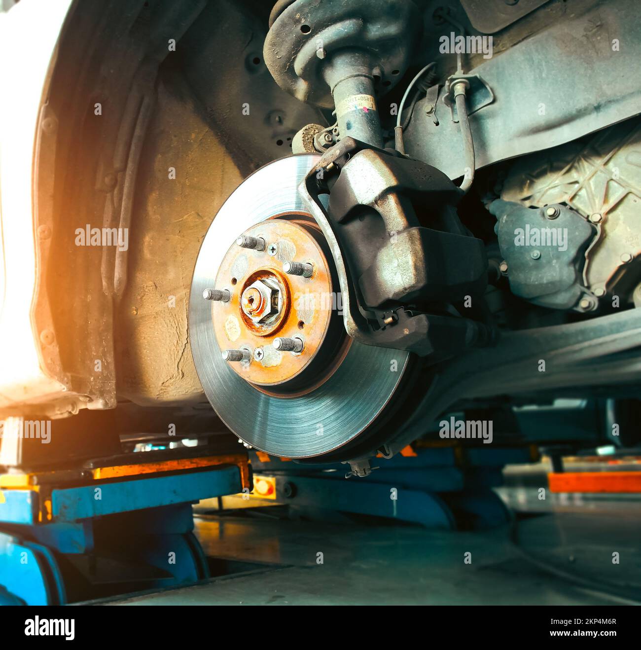 Front disc brakes and calipers that remove the wheels of a car in the ...