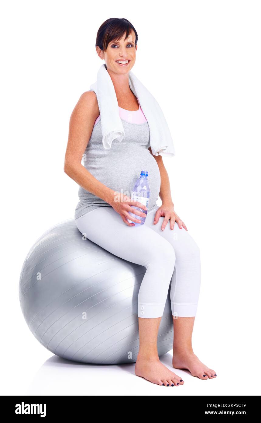 Keeping in shape, right down to her final trimester. A pregnant mother ...