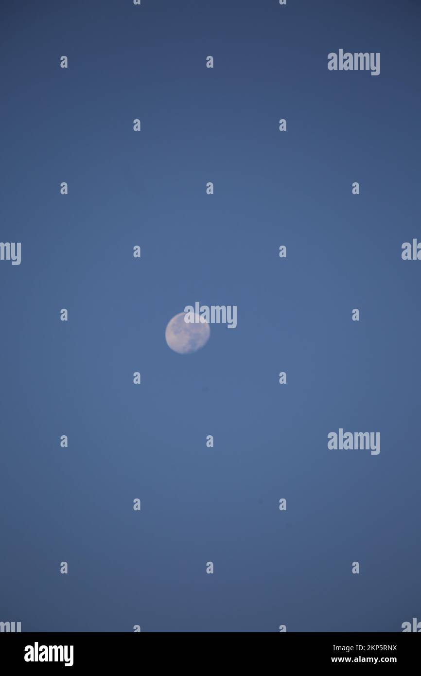 Full body daytime hi-res stock photography and images - Alamy