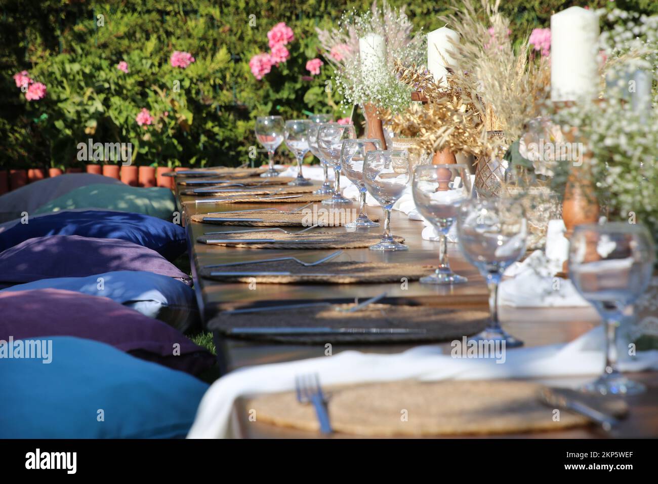 Celebration organization hi-res stock photography and images - Alamy