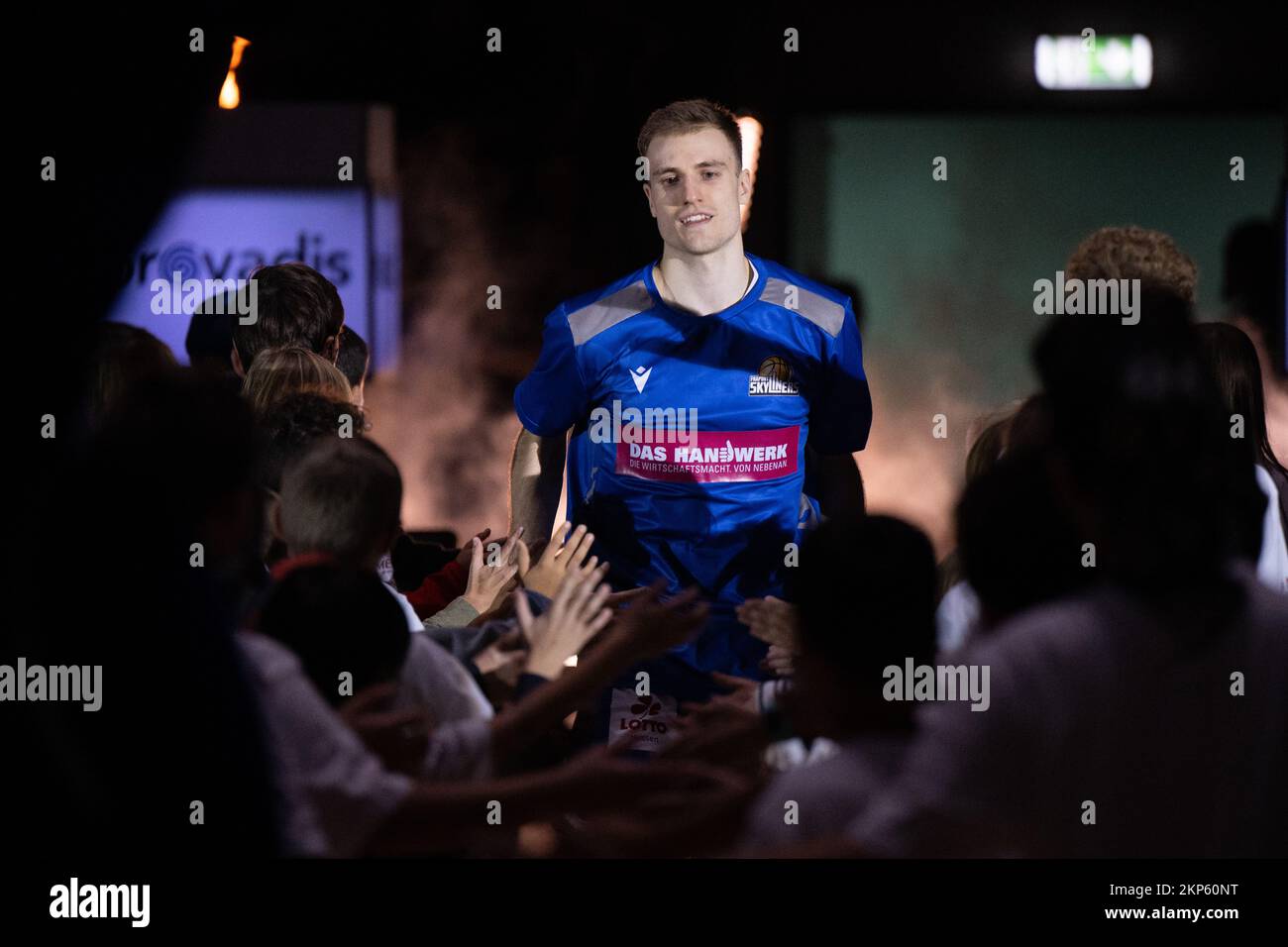 27 November 2022, Hessen, Frankfurt/Main: Basketball: Bundesliga ...
