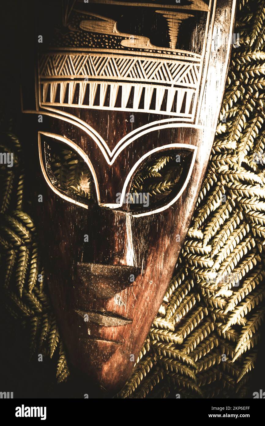 Wooden mask jungle hi-res stock photography and images - Alamy