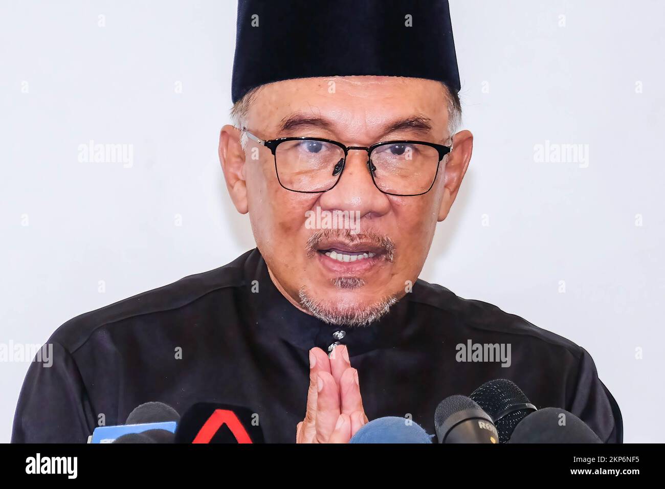 Yang di pertuan agong al sultan abdullah riayatuddin al mustafa billah shah hi-res stock ...