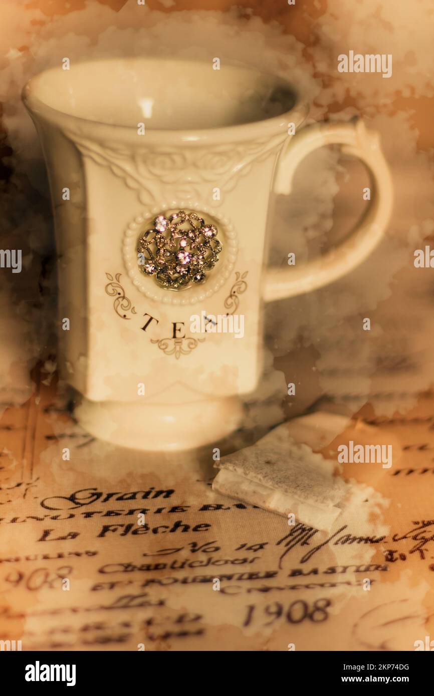 Tea stained cups hi-res stock photography and images - Alamy