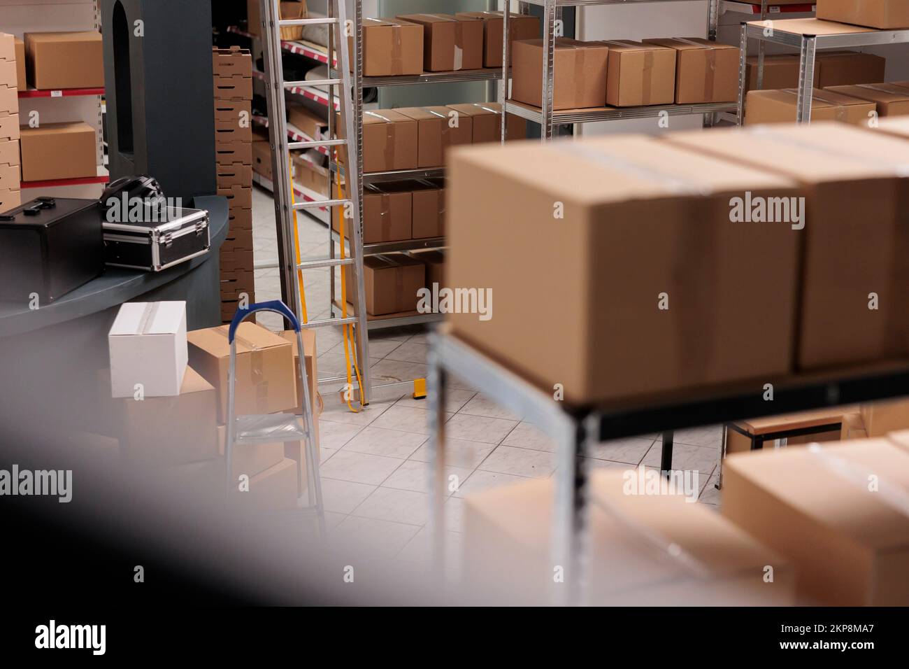 Fill inside shipping container hi-res stock photography and images - Alamy