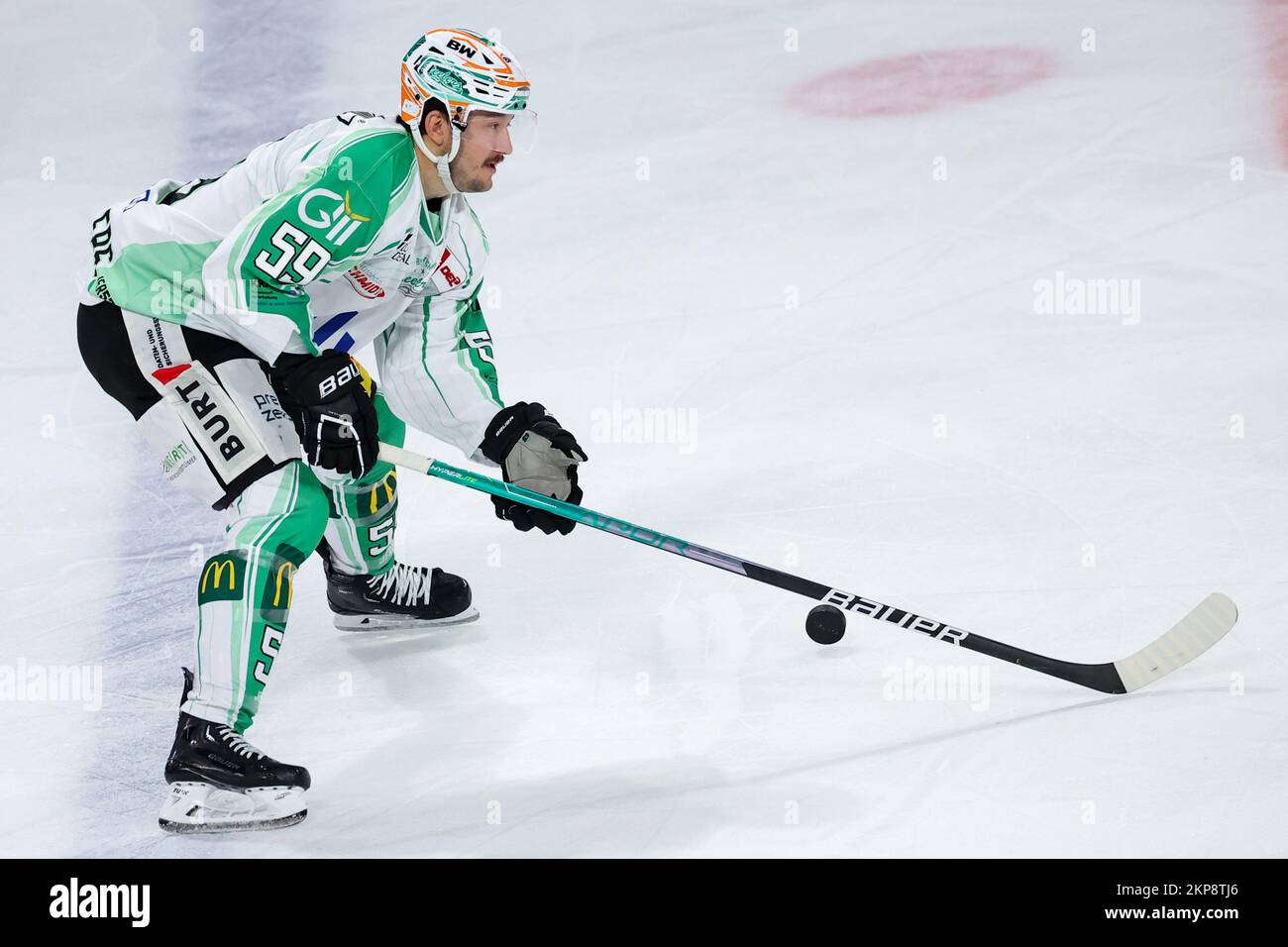 Joshua atkinson hi-res stock photography and images - Alamy