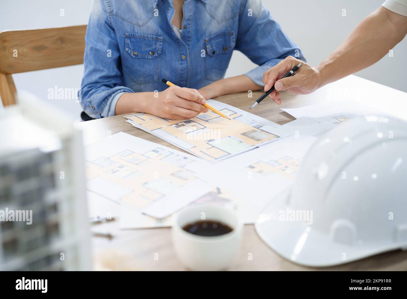 Concept of engineering consulting, Male engineer is explaining ...