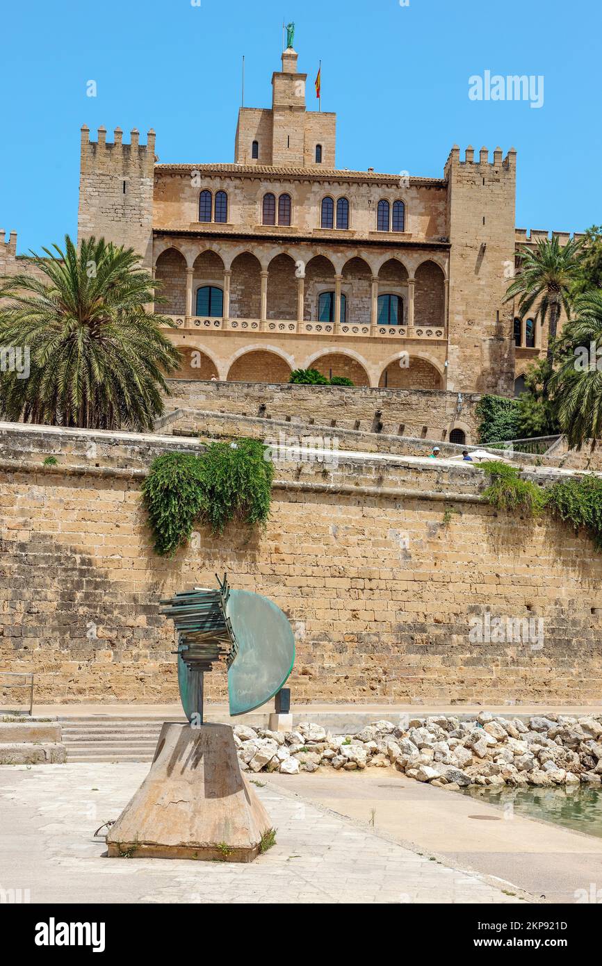 Palazzo Reale dell Almudaina Royal Palace La Almudaina from the Middle ...