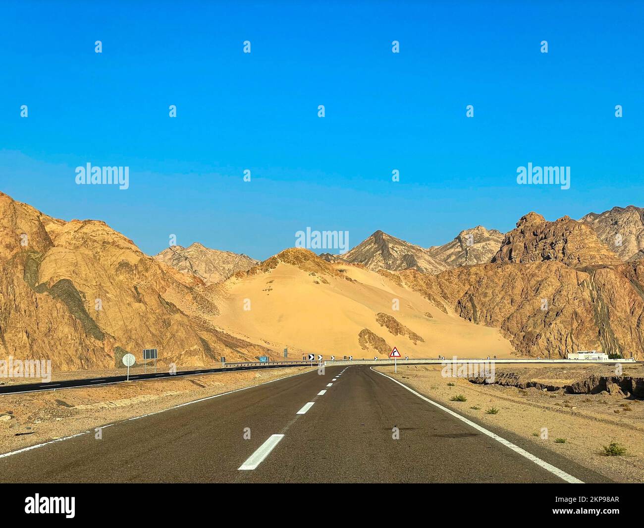 Car driving in the sunshine on the Sharm el-Sheikh Dahab road, Sinai ...