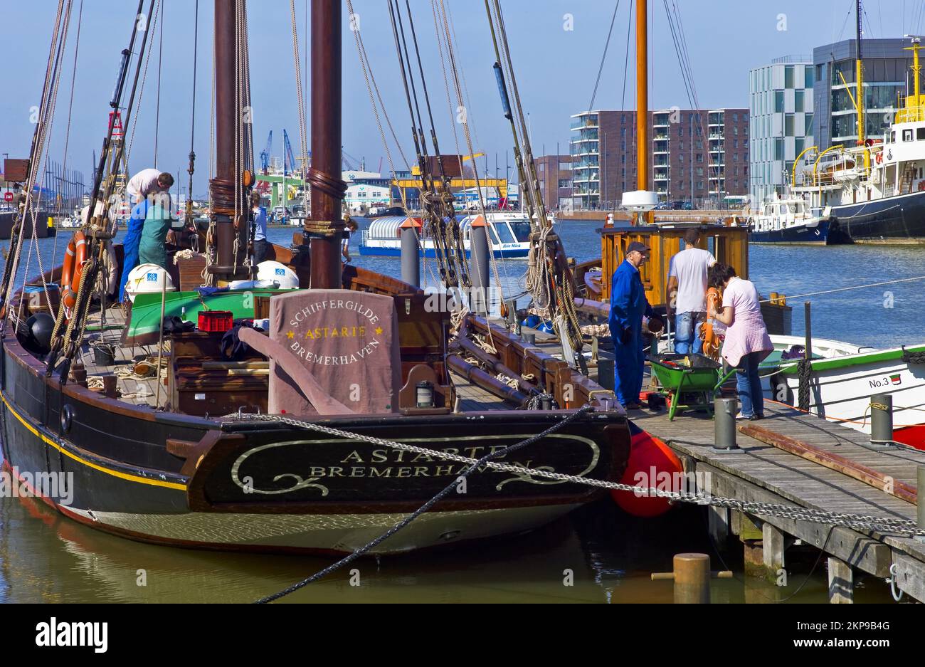 Traditional ships in the New Harbour, preparing the ships for the new ...