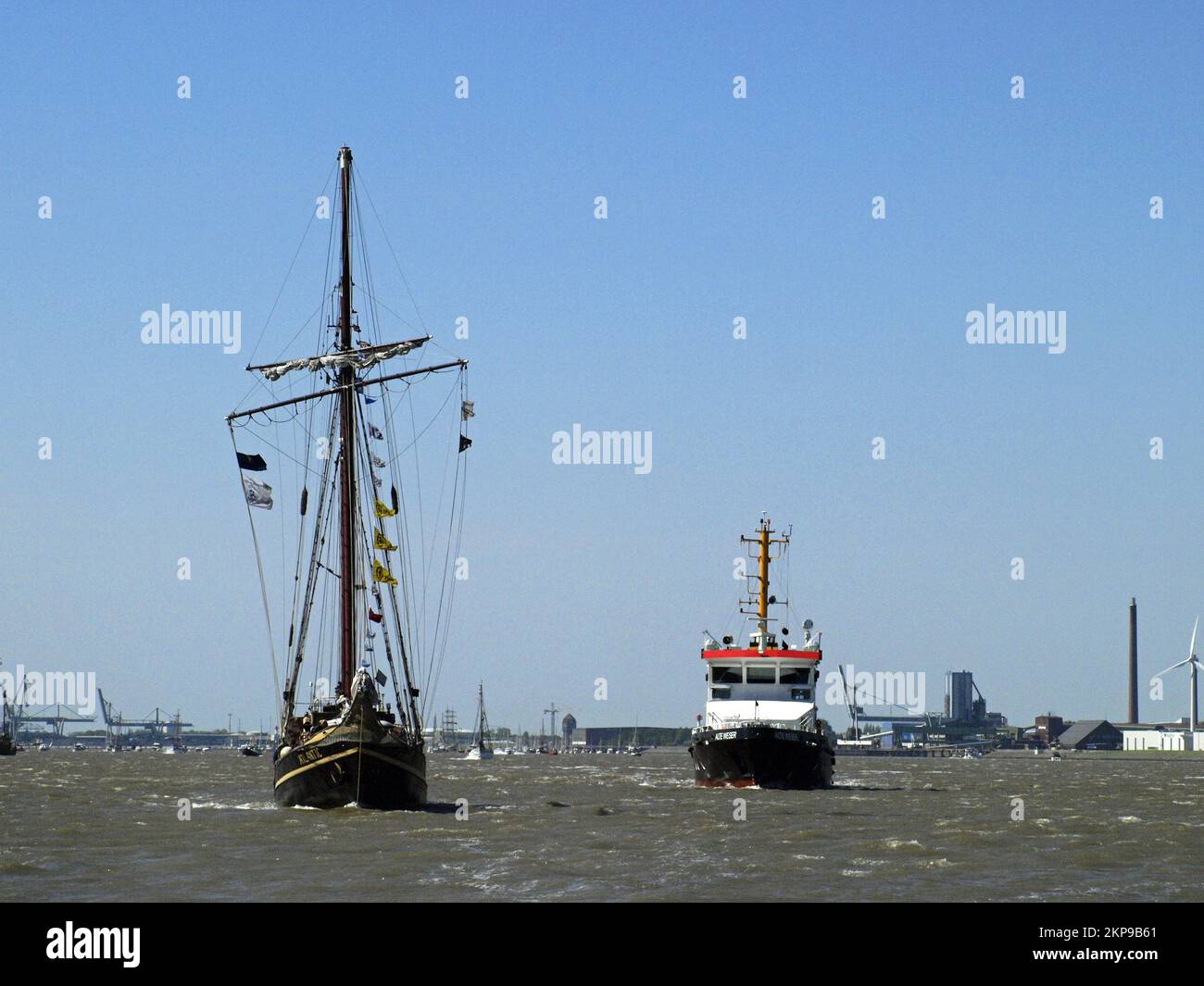 Ships in front of the Kaiserschleuse, Bremerhaven, Germany, Europe ...