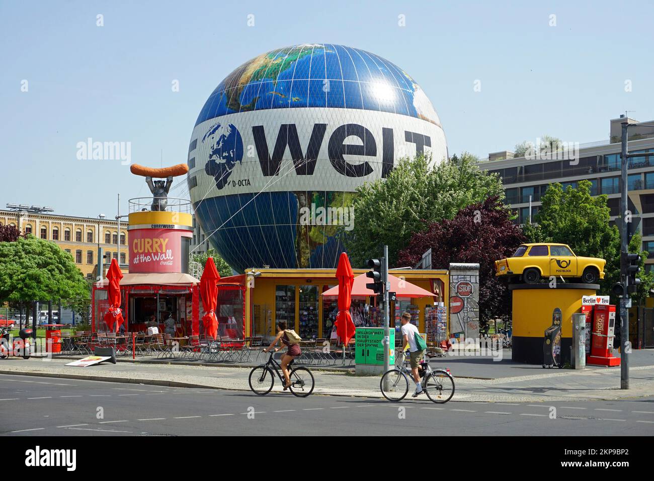 Air service berlin weltballon hi-res stock photography and images - Alamy
