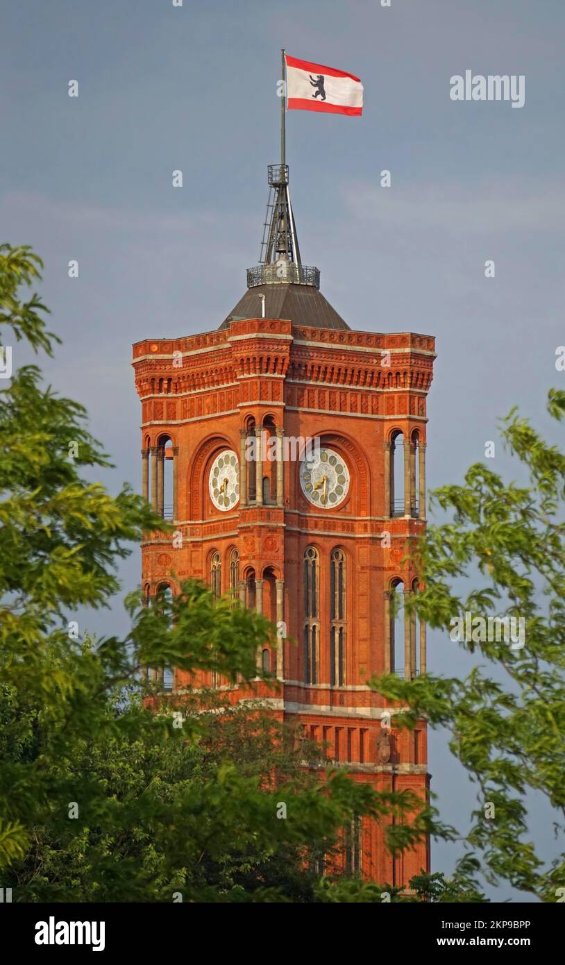 The red city hall berlin hi-res stock photography and images - Alamy