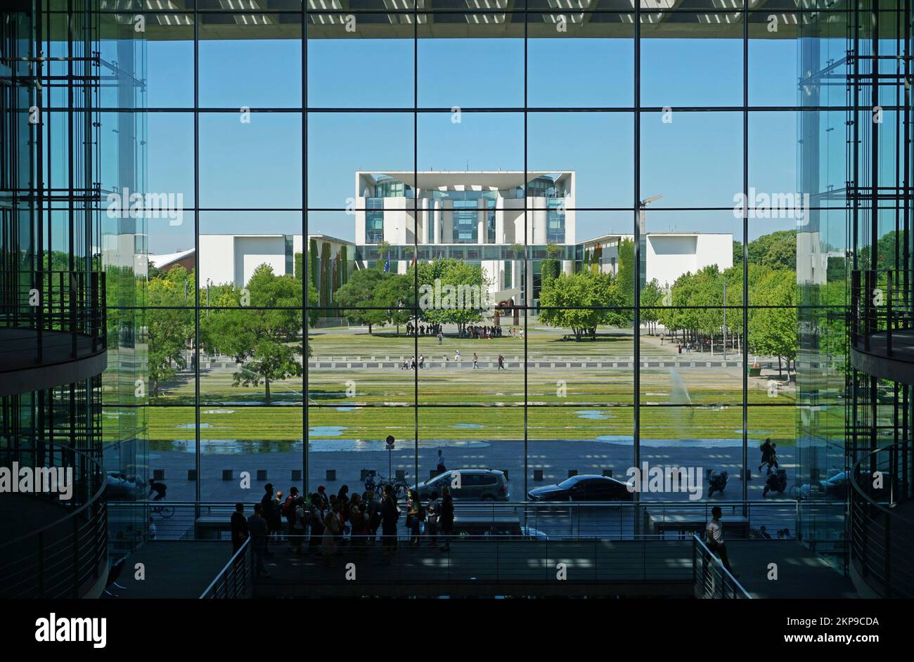 Atrium house hi-res stock photography and images - Alamy