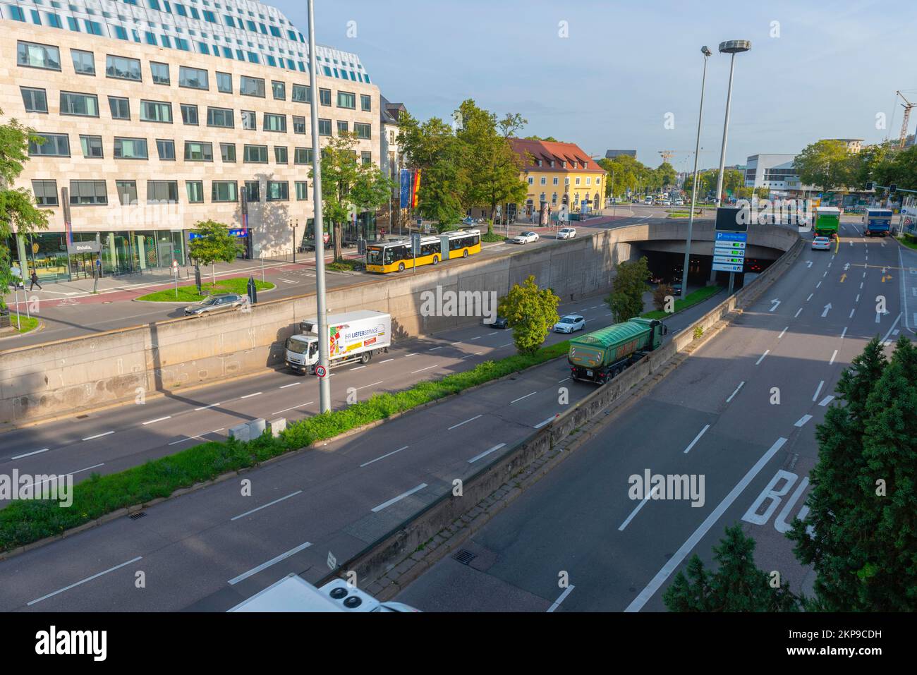 Traffic, B14, federal road, multi-lane, Charlottenplatz, tunnel ...