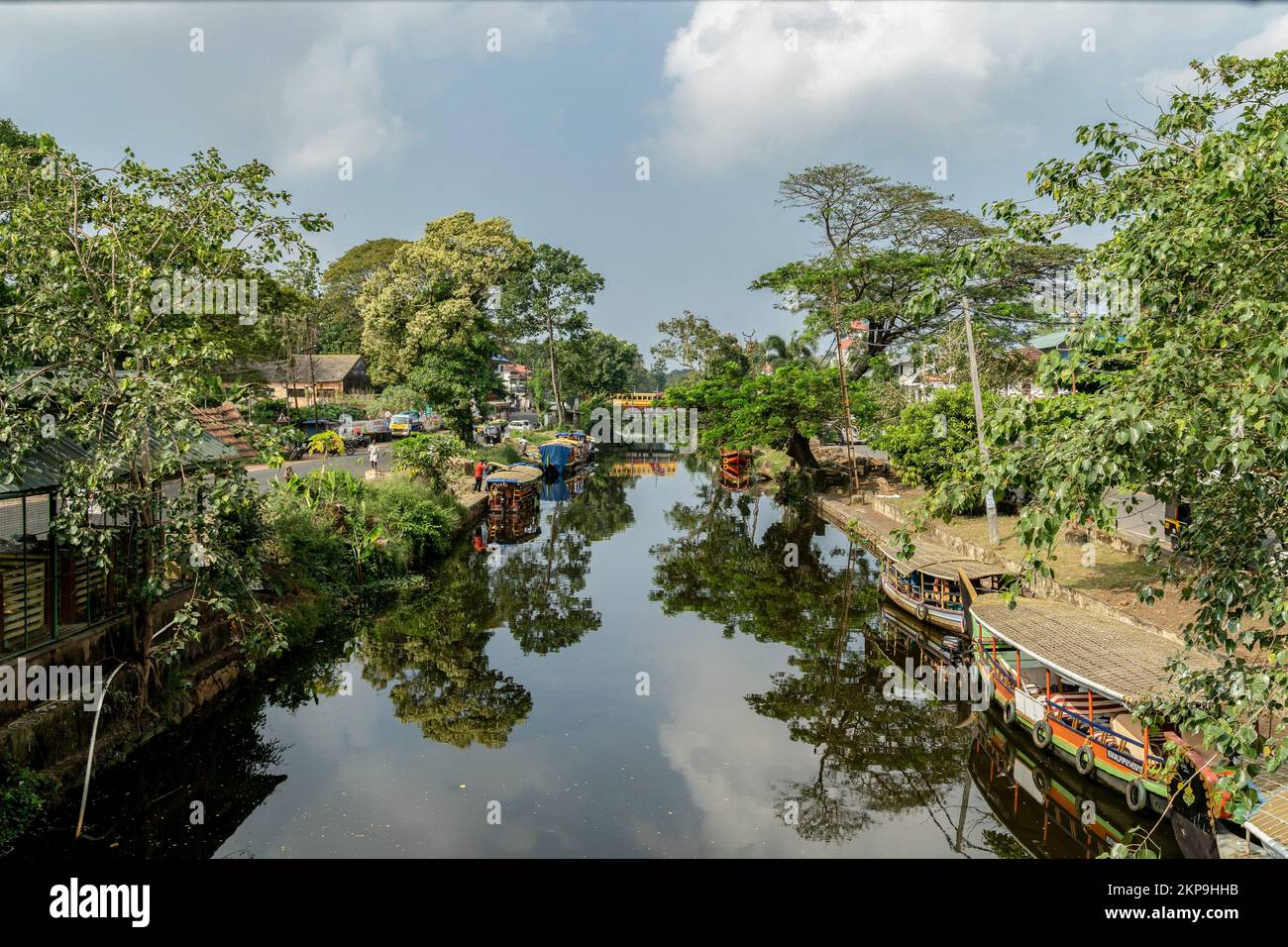 Alleppey, India. 27th Nov, 2022. View of a canal from the top of a ...