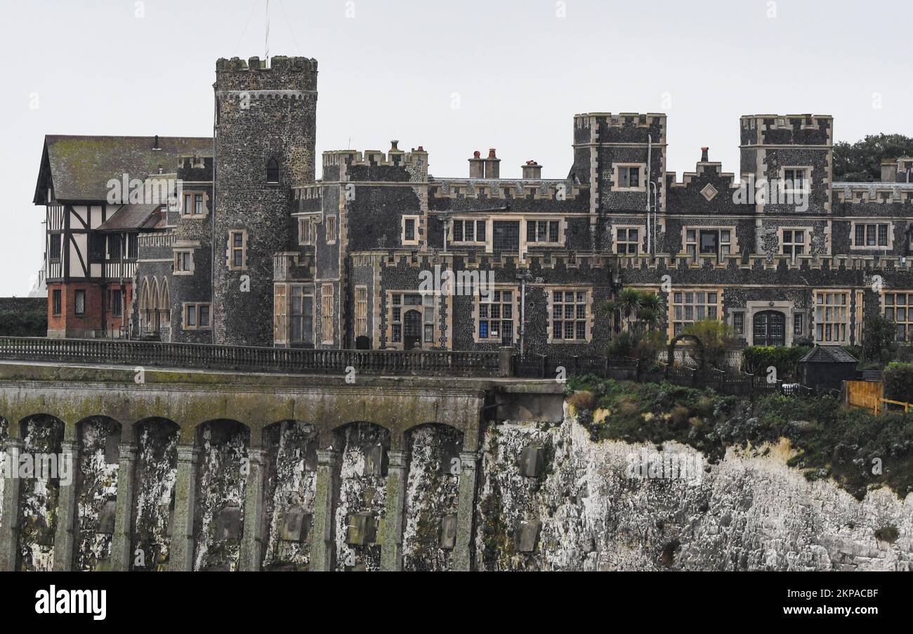 Kingsgate castle at broadstairs hi-res stock photography and images - Alamy