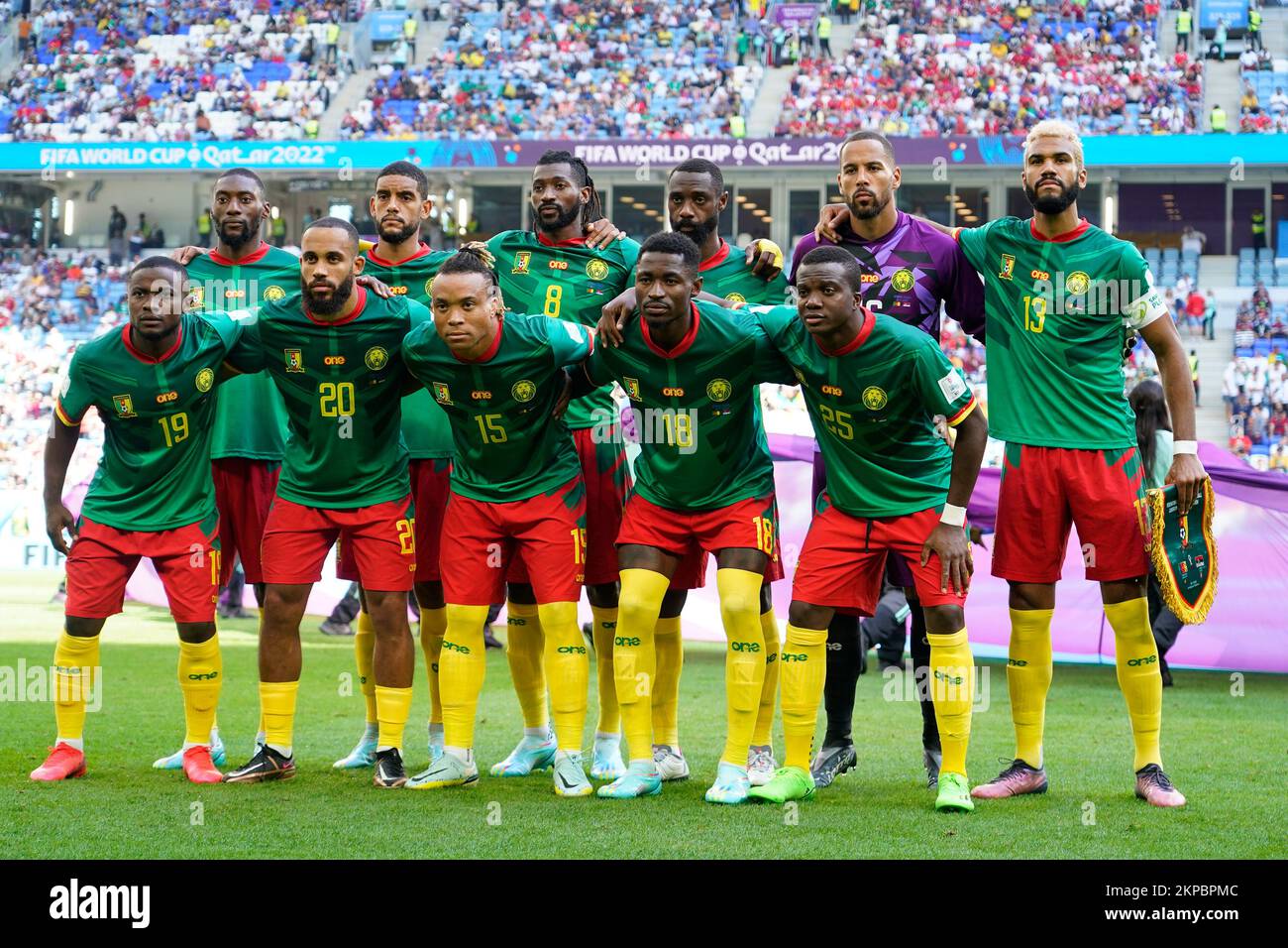 Cameroon team group hi-res stock photography and images - Alamy