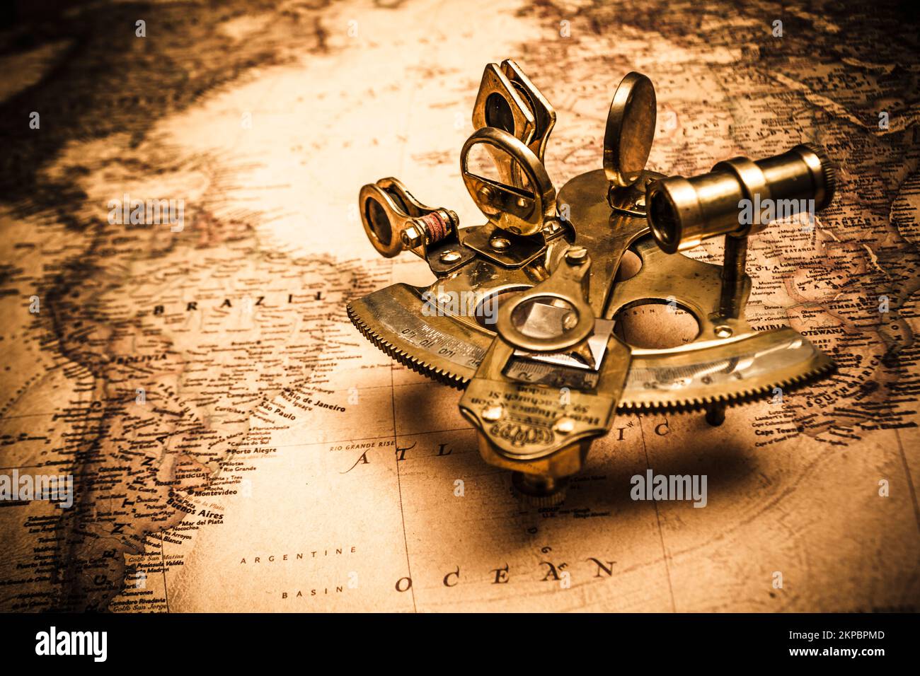 Mapping the oceans hi-res stock photography and images - Alamy