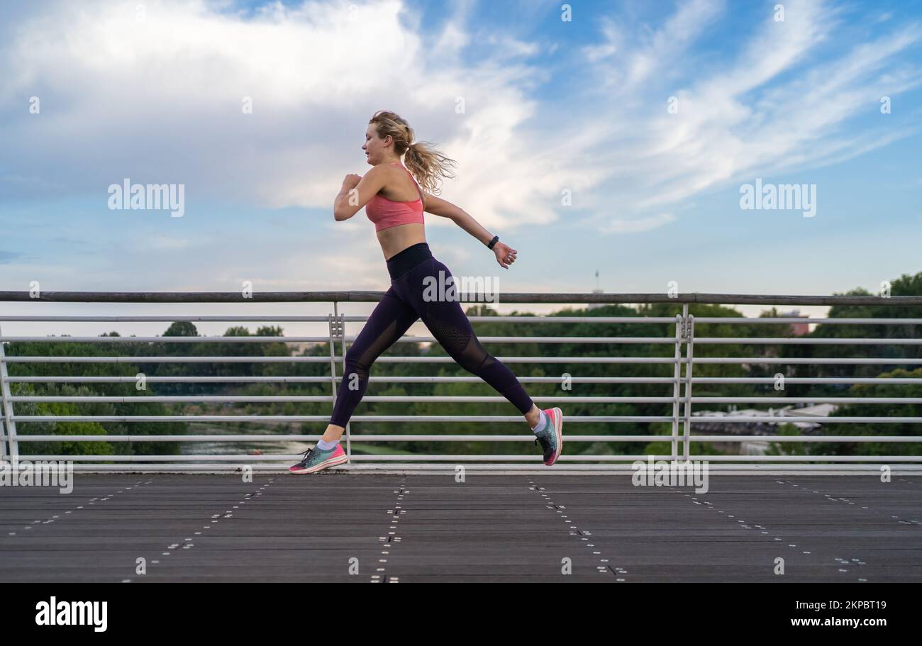 Copy space training hi-res stock photography and images - Alamy