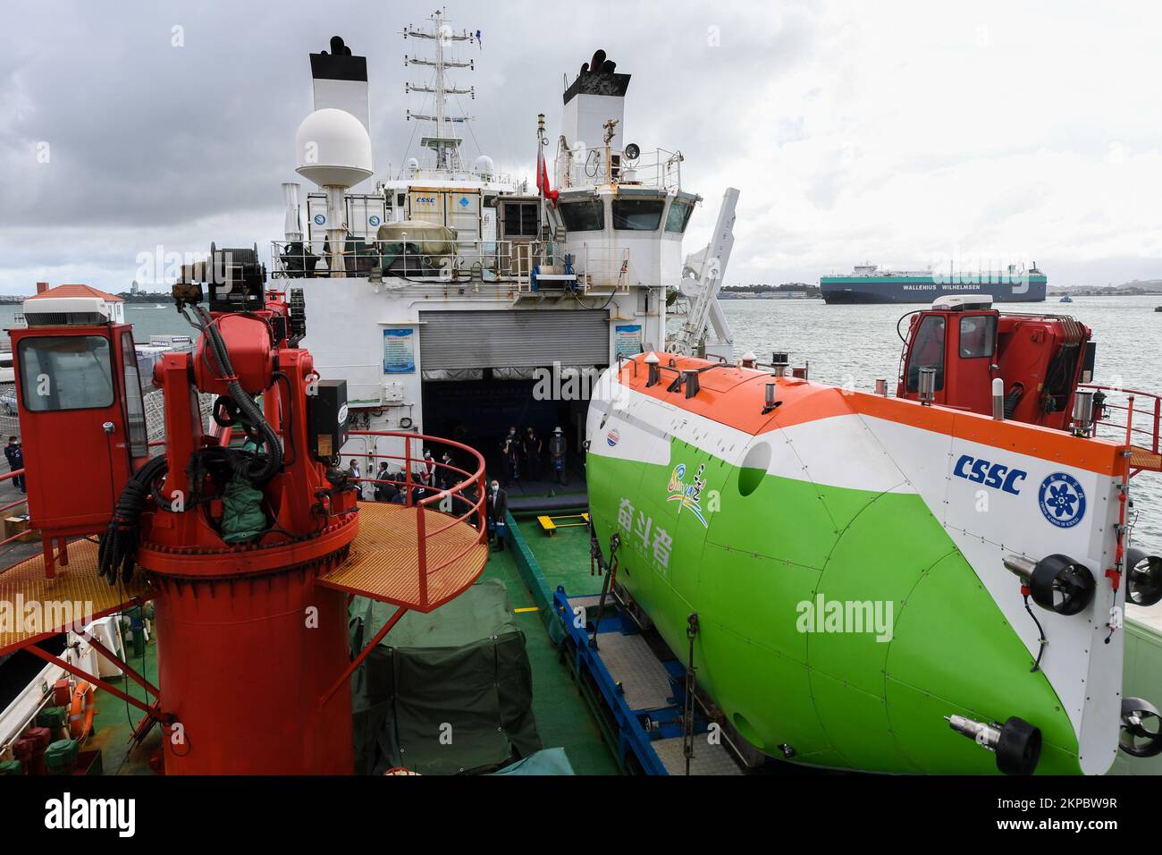 Human occupied vehicle hi-res stock photography and images - Alamy