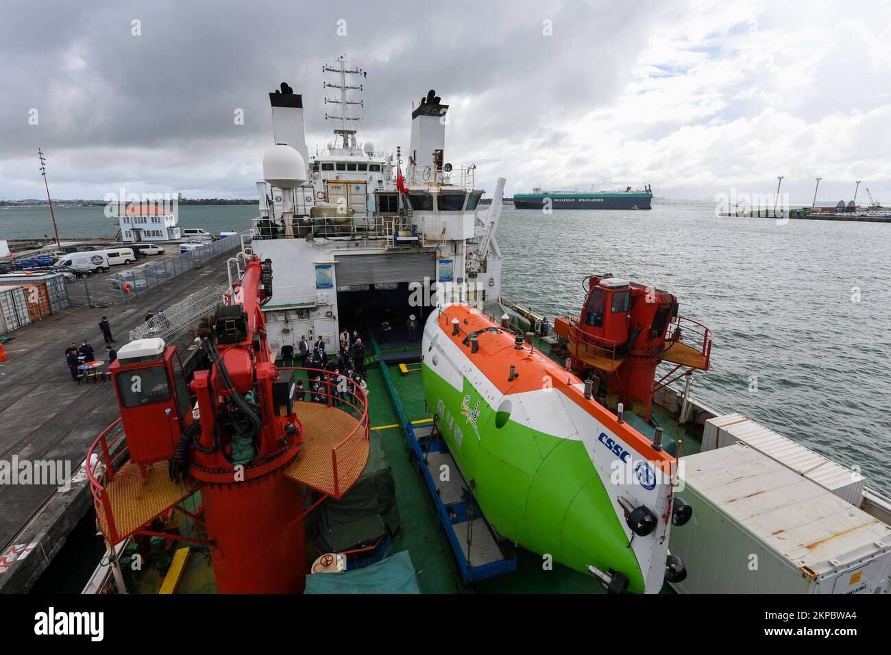 Human occupied vehicle hi-res stock photography and images - Alamy