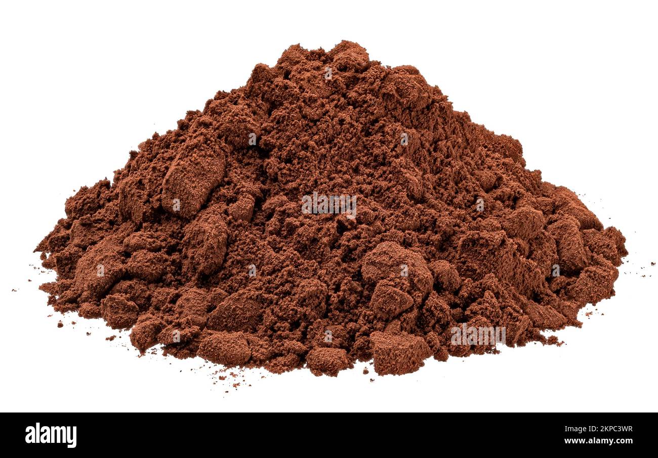 Pile of chocolate cocoa powder isolated on white background Stock Photo ...
