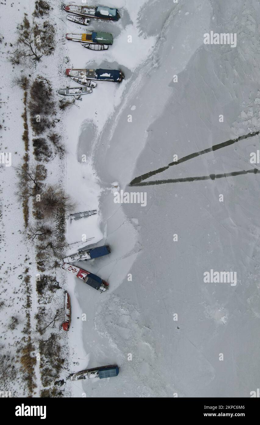 Aerial photo shows the Harbin Section of Songhua River is completely ...