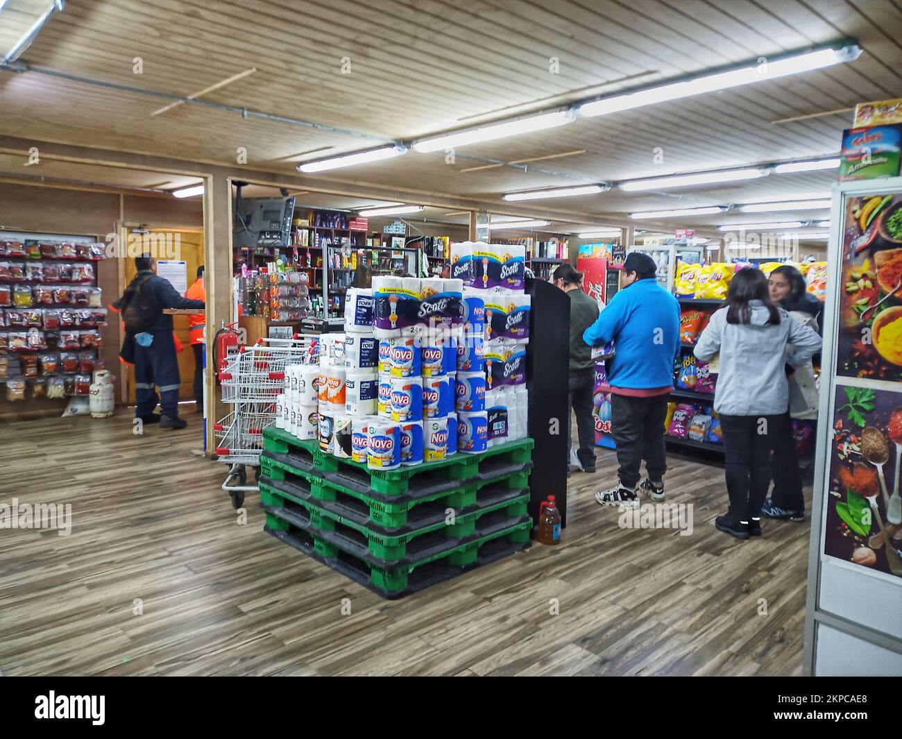 simon&simon super market in puerto williams,porto williams,puerto ...