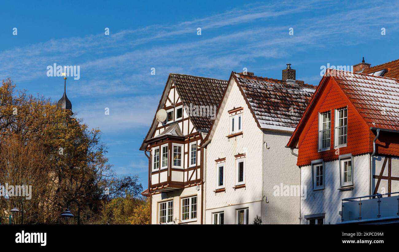 Half timber frame houses hi-res stock photography and images - Alamy