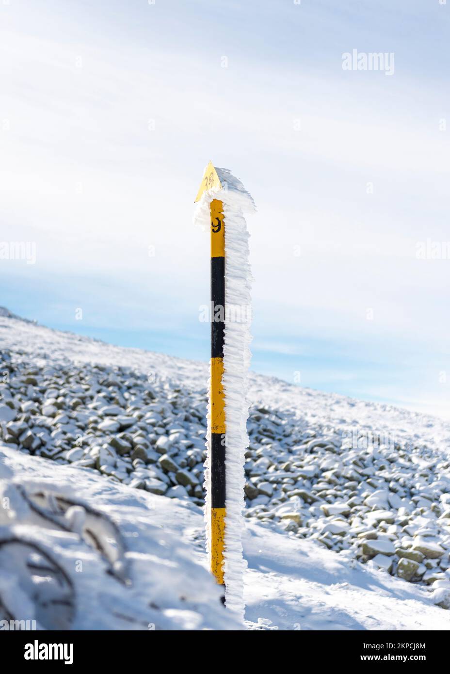 Snow level marker hi-res stock photography and images - Alamy