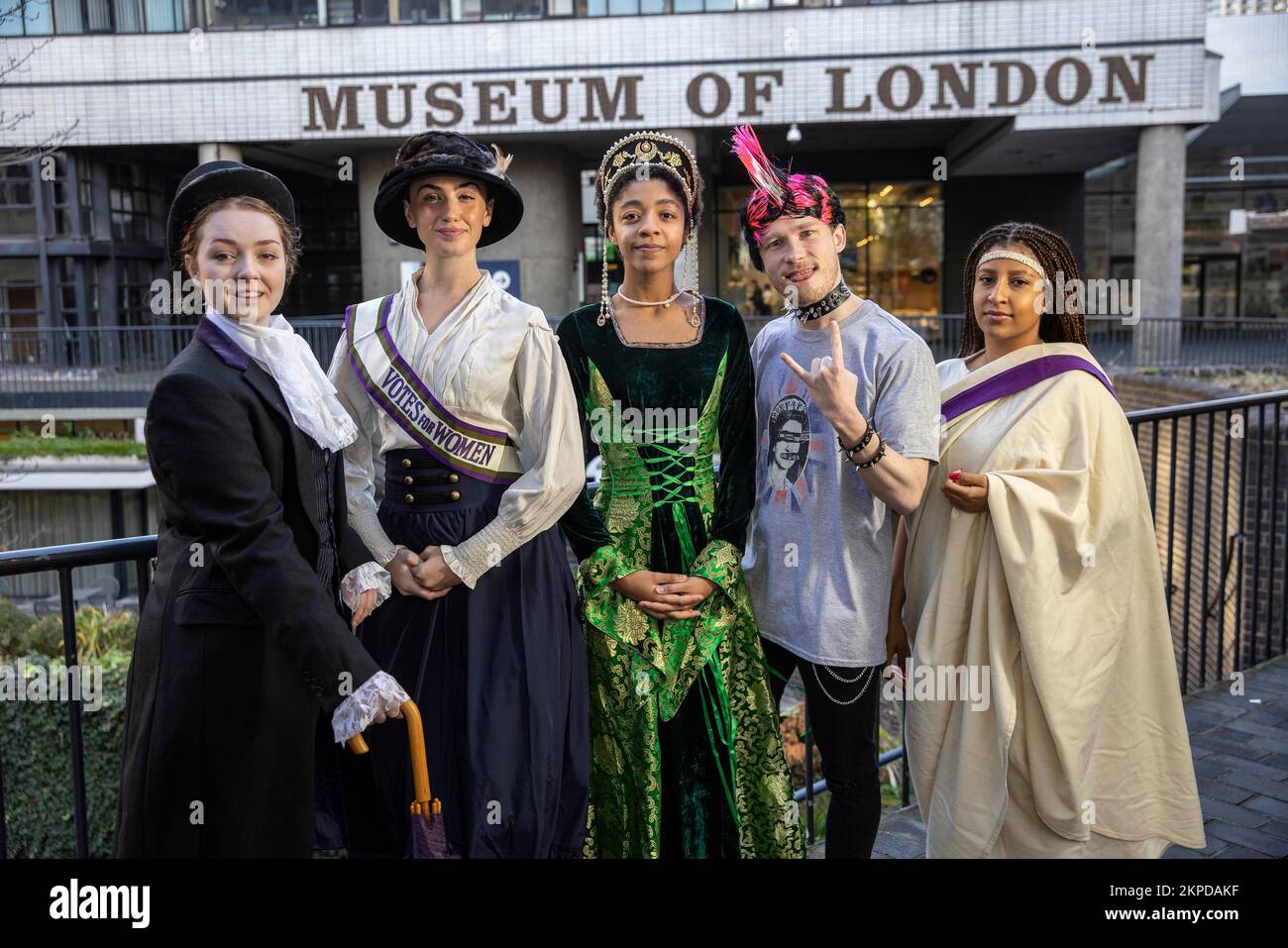 MUSEUM OF LONDON CLOSES WITH FREE WEEKEND FESTIVALS AND 24-HOUR OPENING ...