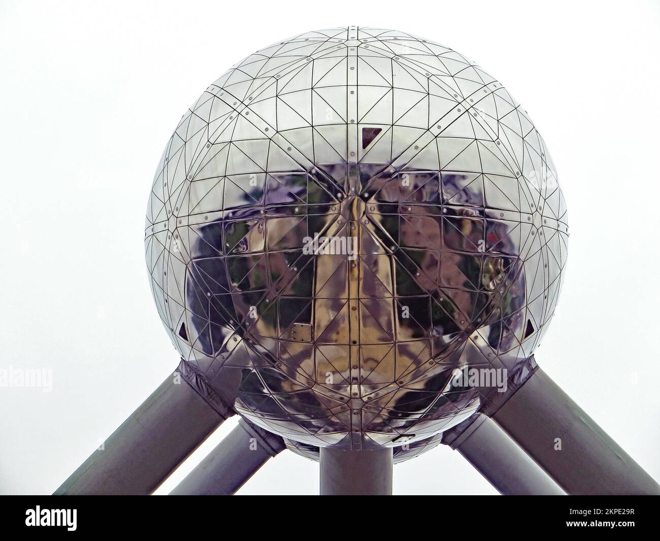 Iron crystal structure hi-res stock photography and images - Alamy