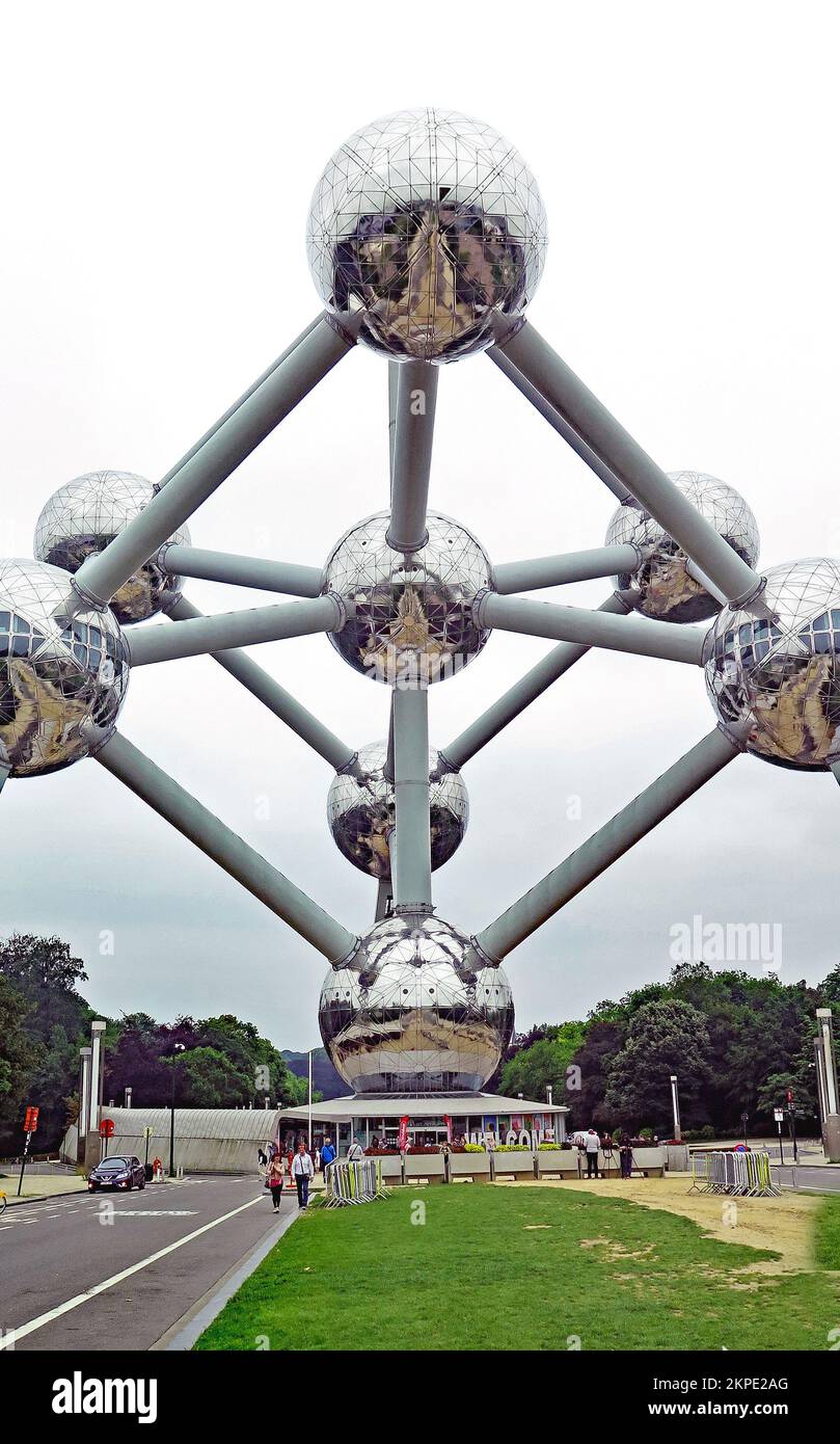 Representative structure of an iron crystal magnified 165 billion times ...