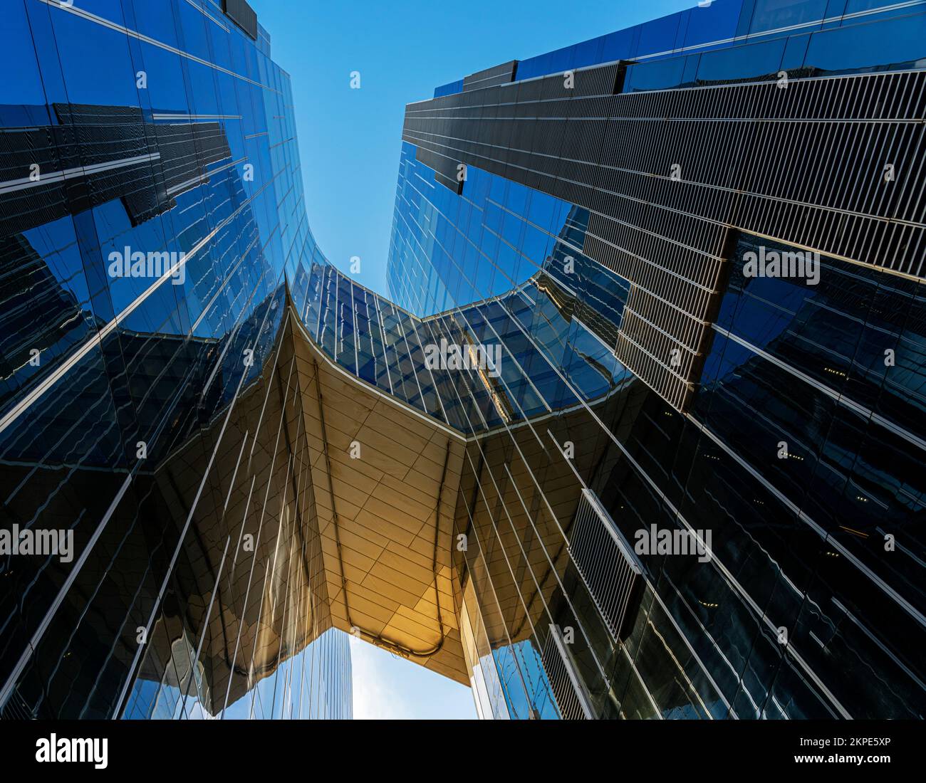 Gas Natural Fenosa Building, Modern Architecture In Barcelona ...