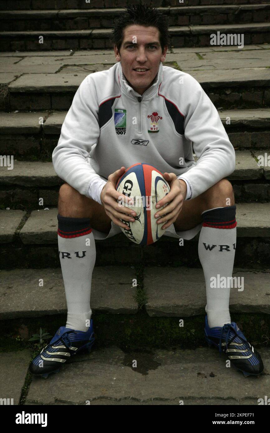 JAMES HOOK, RUGBY PLAYER, 2007: James Hook of Wales and Ospreys ...