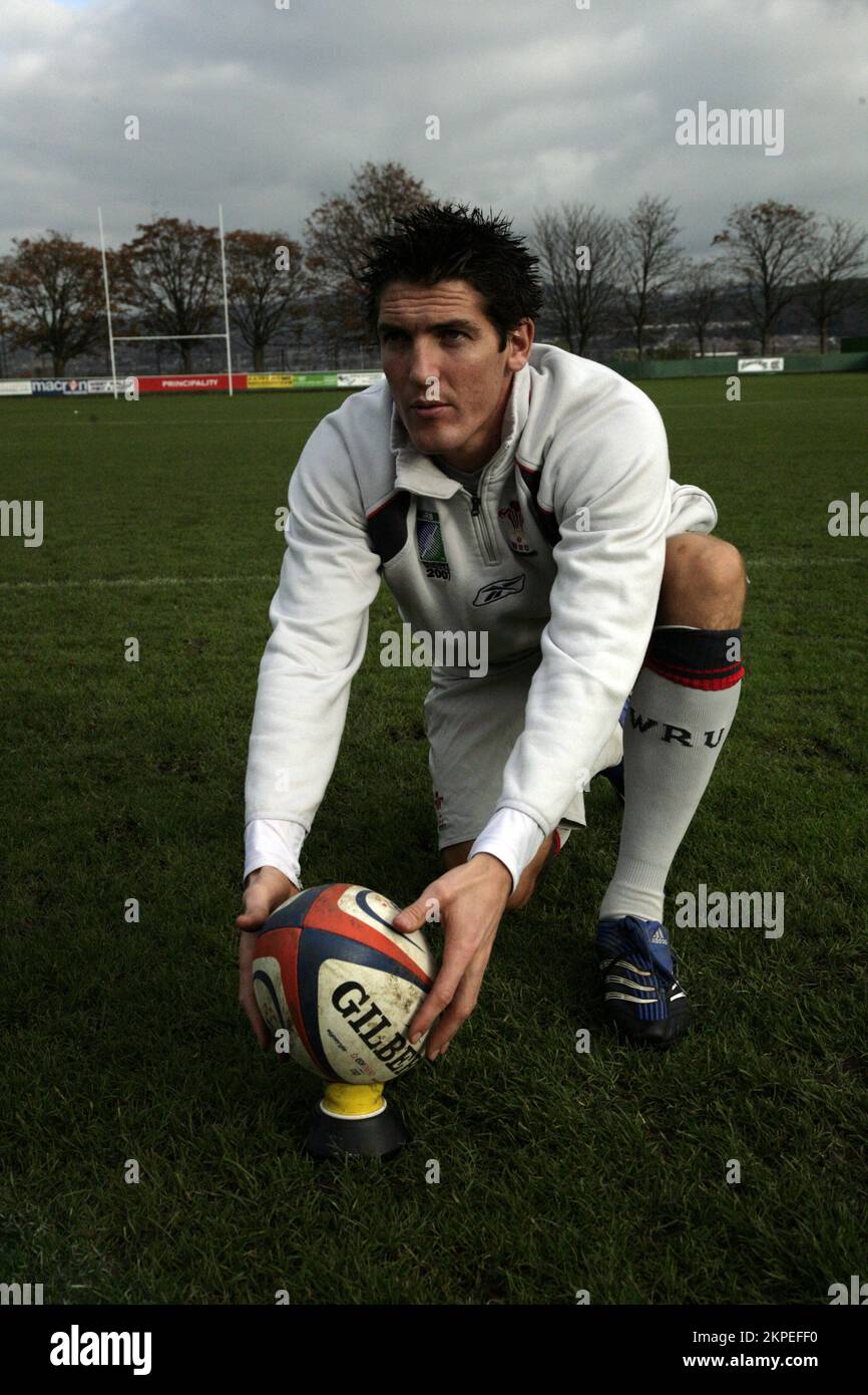 JAMES HOOK, RUGBY PLAYER, 2007: James Hook of Wales and Ospreys ...