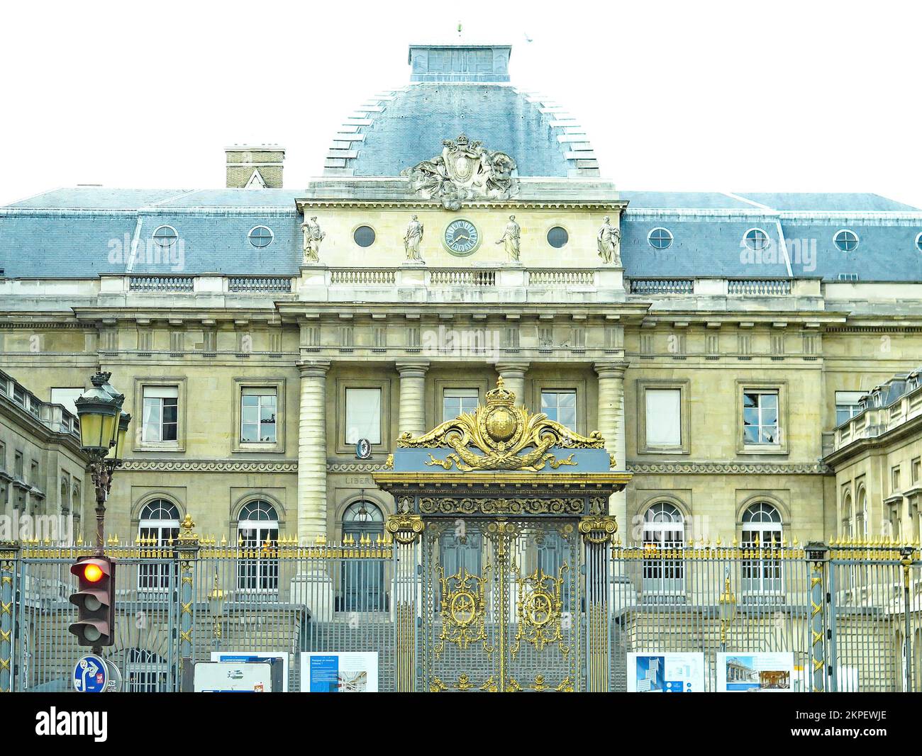 Paris ministry of justice hi-res stock photography and images - Alamy