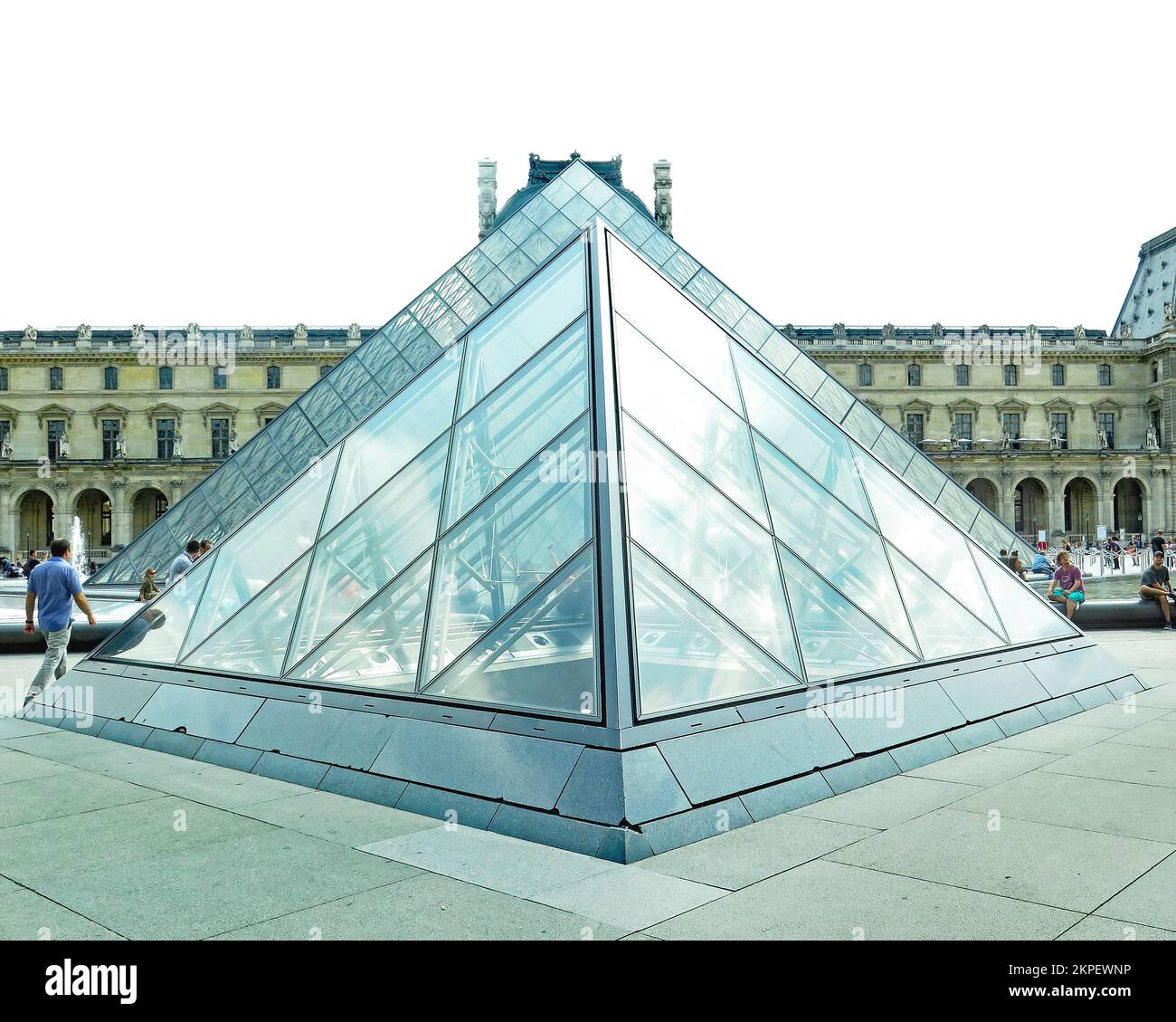 Fountain and glass dome of the Louvre museum, Paris, France, Europe ...