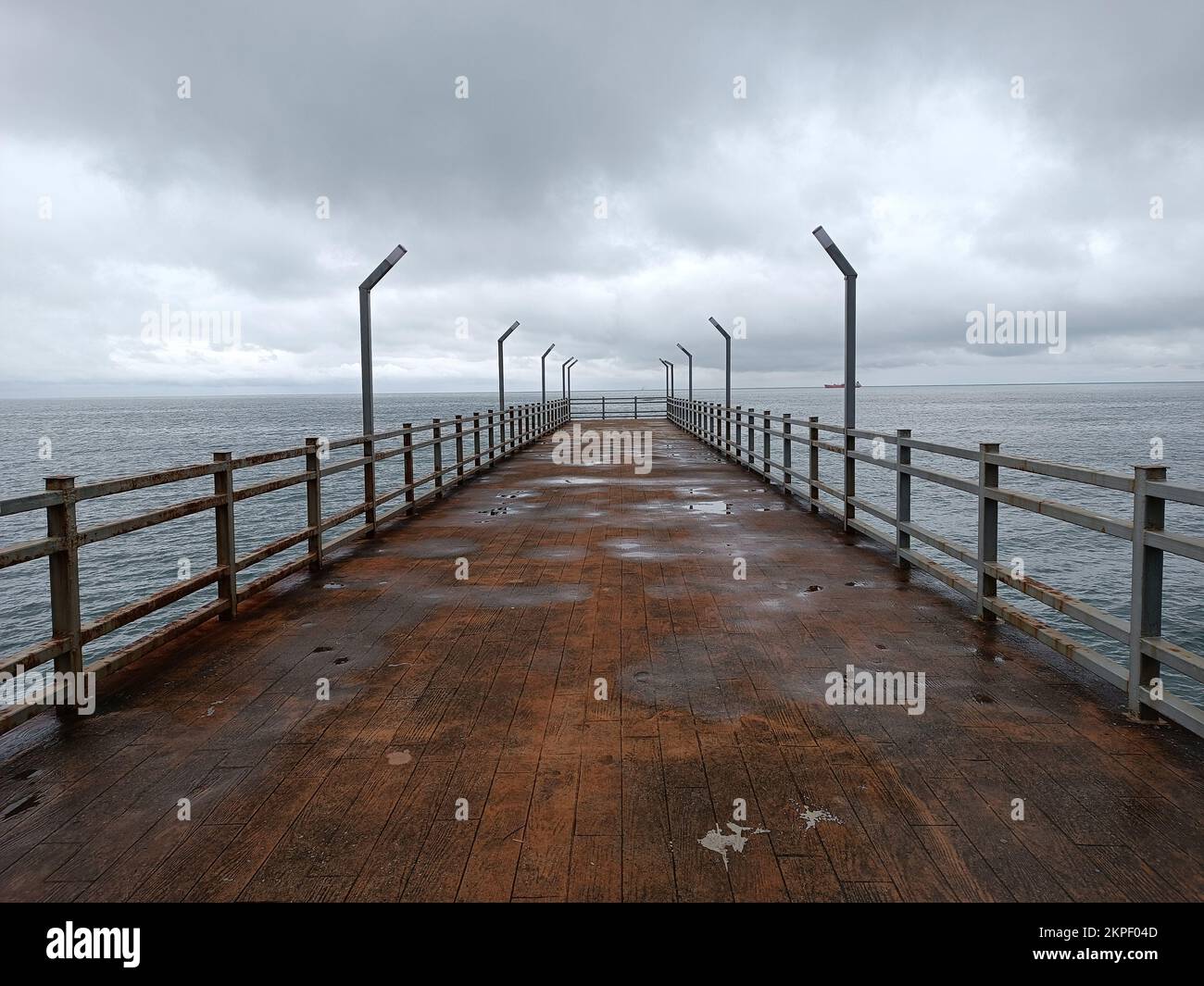 Nice walking sea bridge, for bridal ceremonies Stock Photo - Alamy