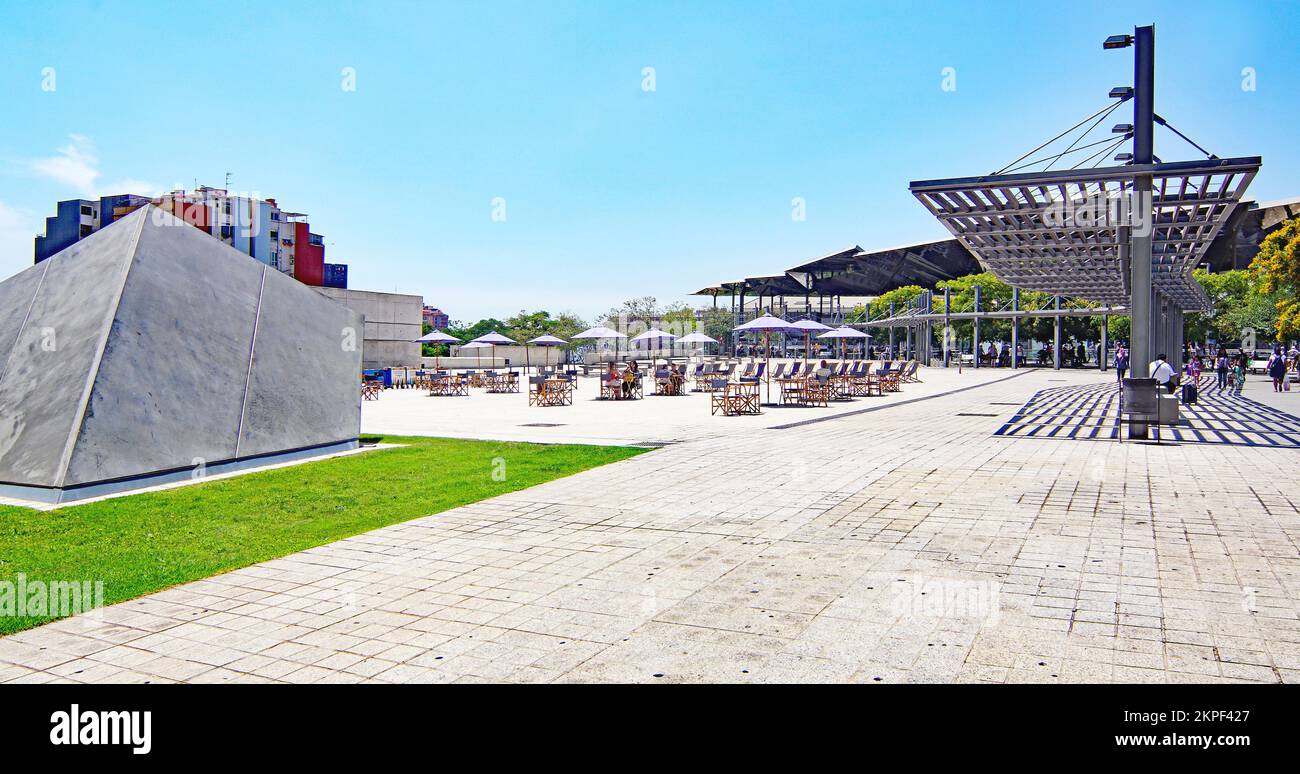 Ornamental umbrella-like structure around the Museu del Disseny in ...