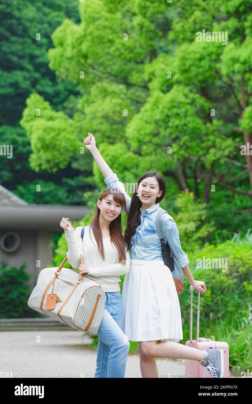 Japanese women traveling Stock Photo - Alamy