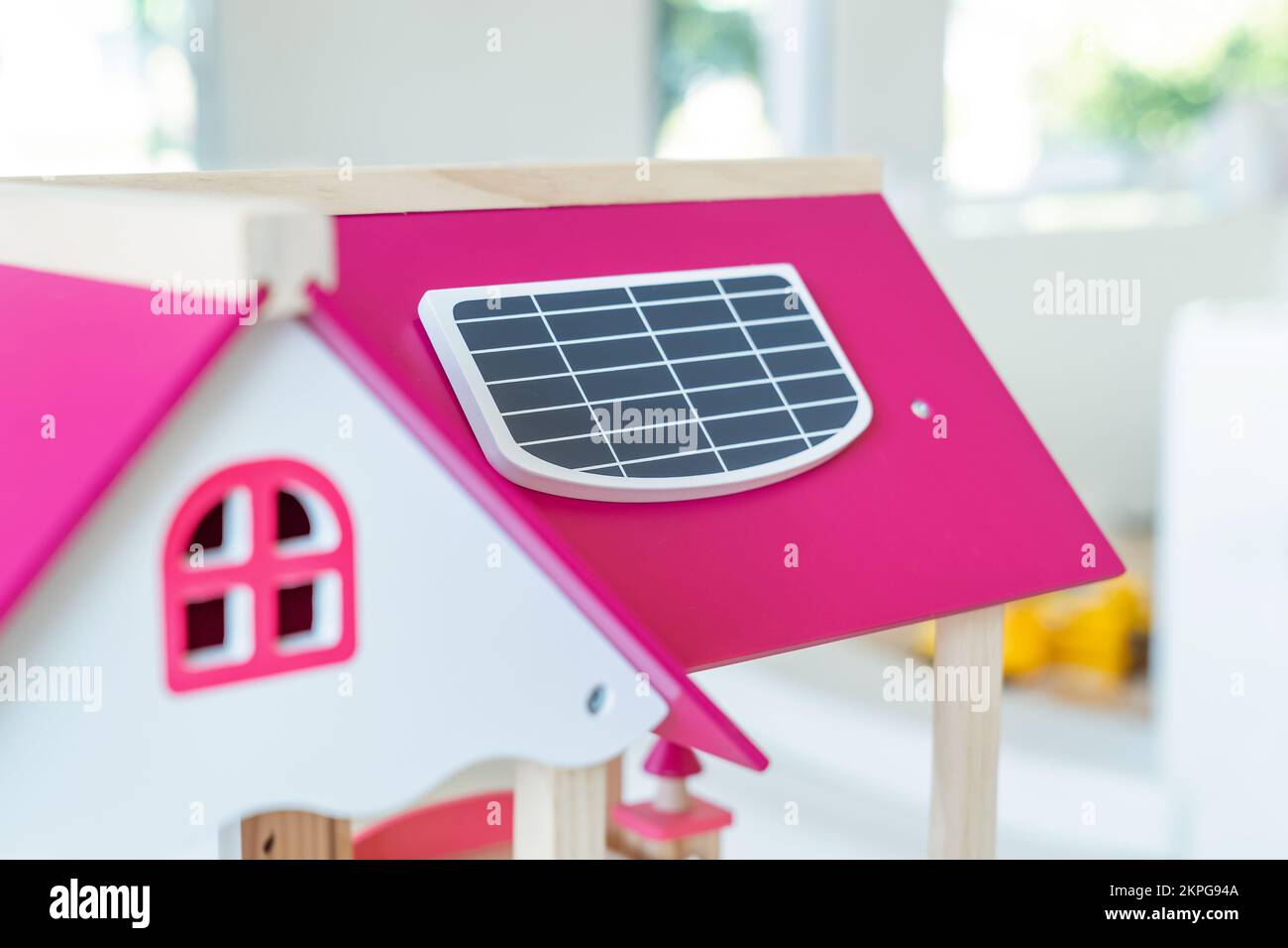 Solar cell toy hi-res stock photography and images - Alamy