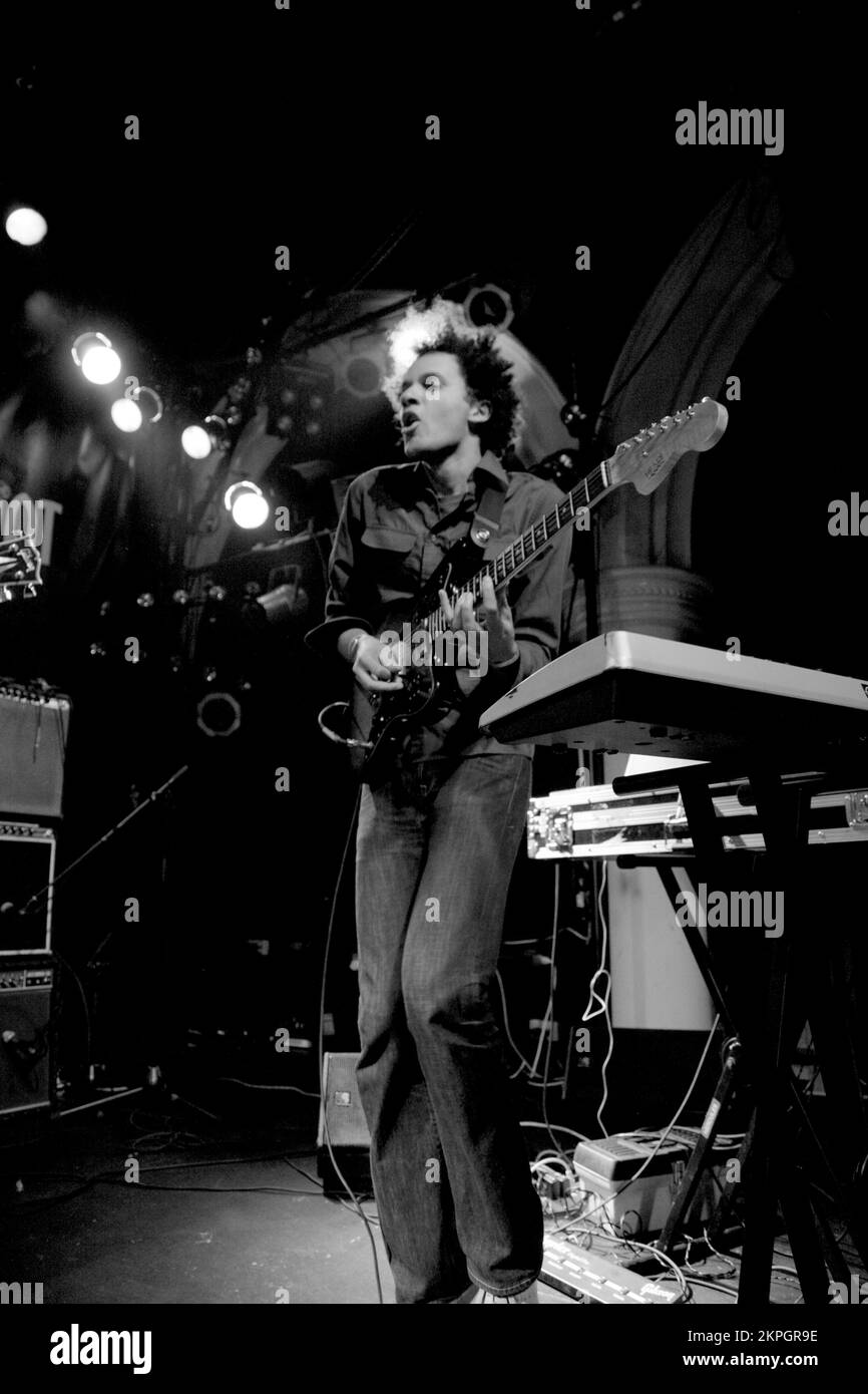 BATTLES, CONCERT, 2007: Singer and guitarist/keyboardist Tyondai ...