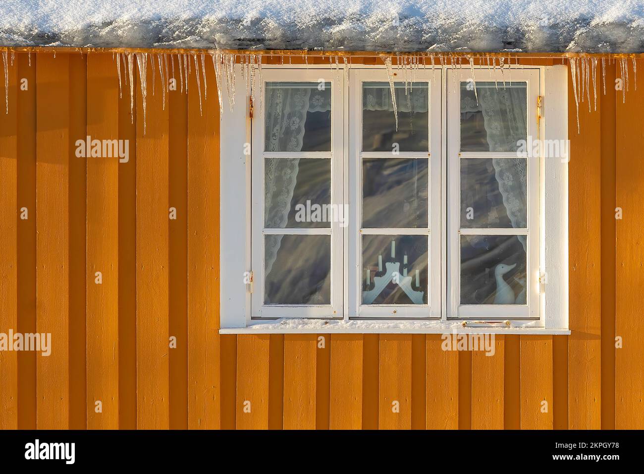 Rorbu cabin window in Sakrisoya, Norway Stock Photo - Alamy