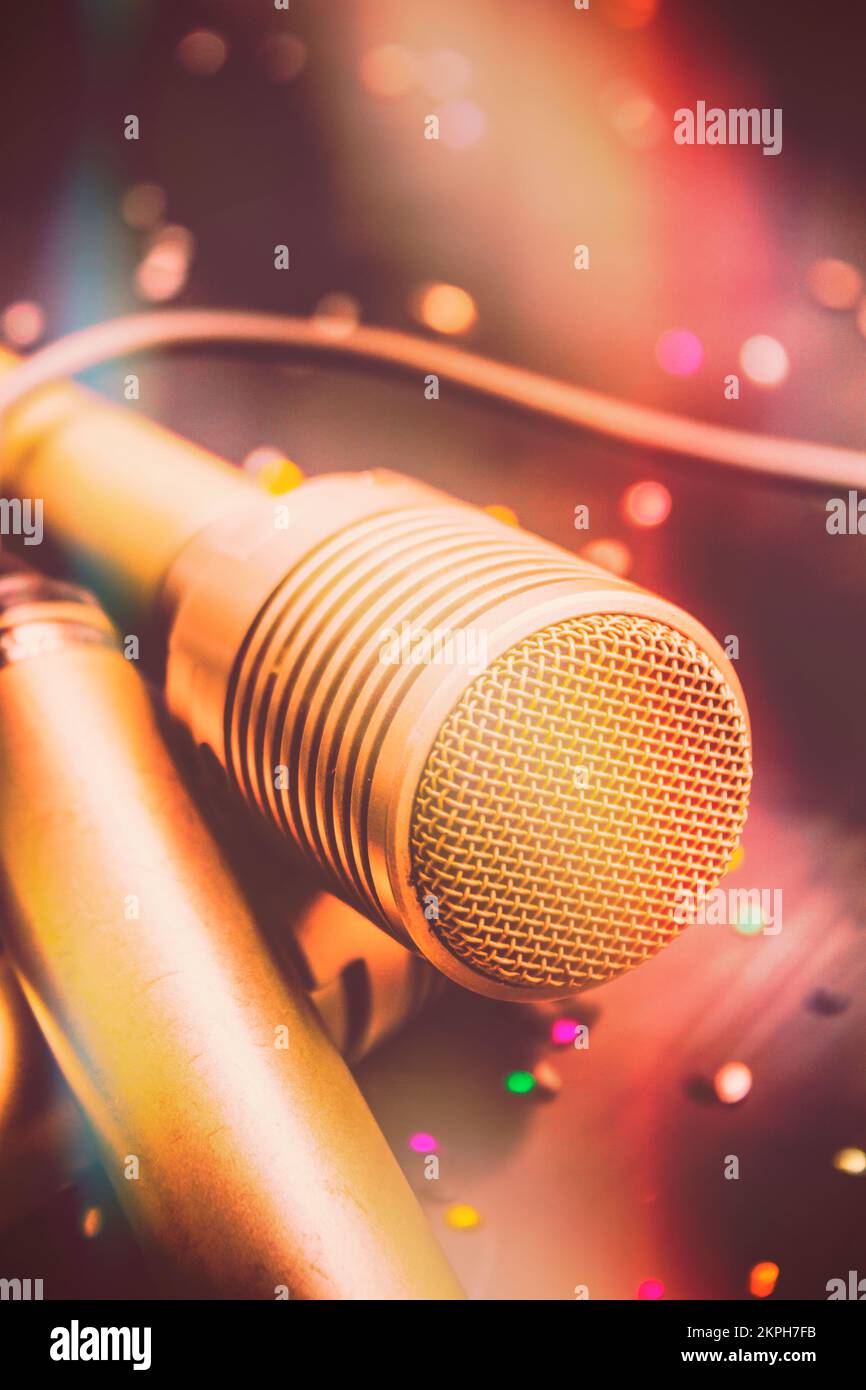 Scene in a photo sound hi-res stock photography and images - Alamy